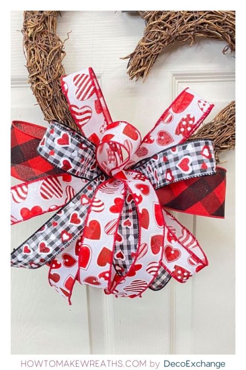 Simple Valentine's Grapevine Heart Wreath - How to Make Wreaths ...