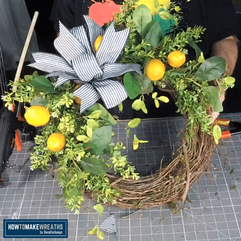 How to Make a Lemon Wreath - How to Make Wreaths - Wreath Making for ...