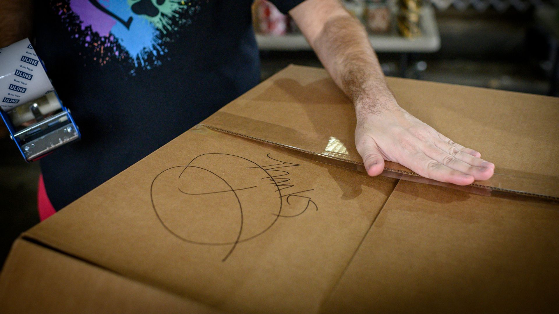 The Best Wreath Shipping Boxes (+ How To Ship Wreaths)