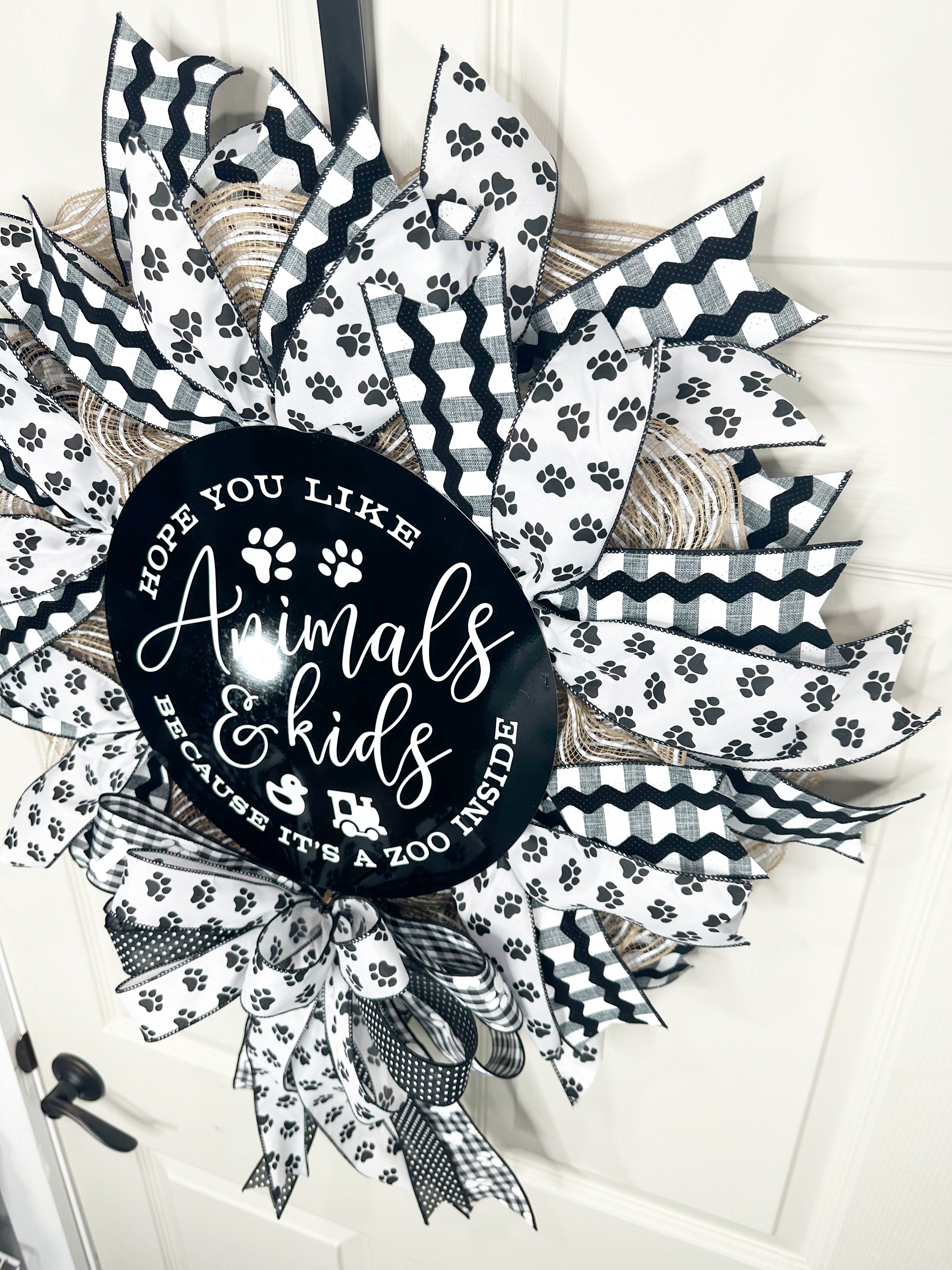 DIY Funny Wreath for the Crazy Home - How to Make Wreaths - Wreath ...