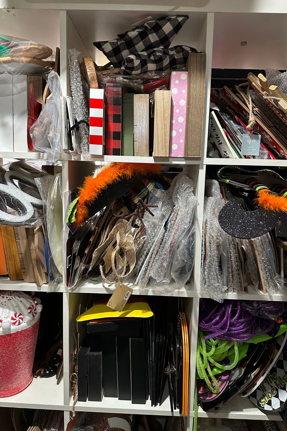 Tips for Storing and Organizing Seasonal Wreath Supplies - How to Make ...